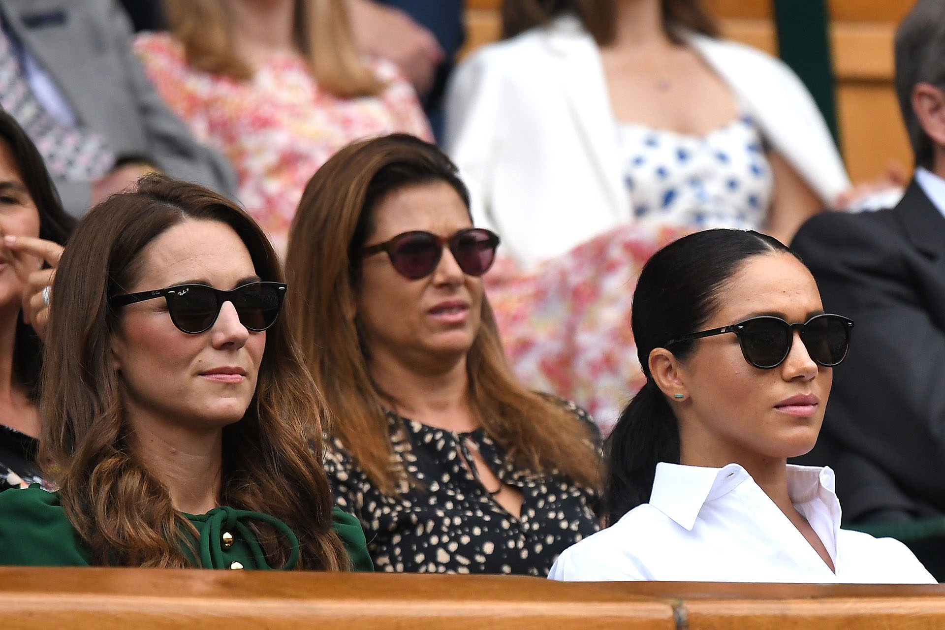 La acalorada discusión de Meghan y Kate antes de la boda real, según el ...