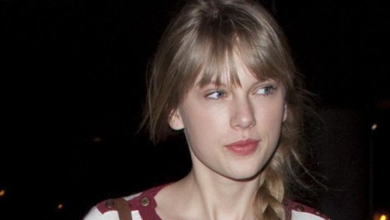 Aquí hay una foto de Taylor Swift sin maquillaje - Darada